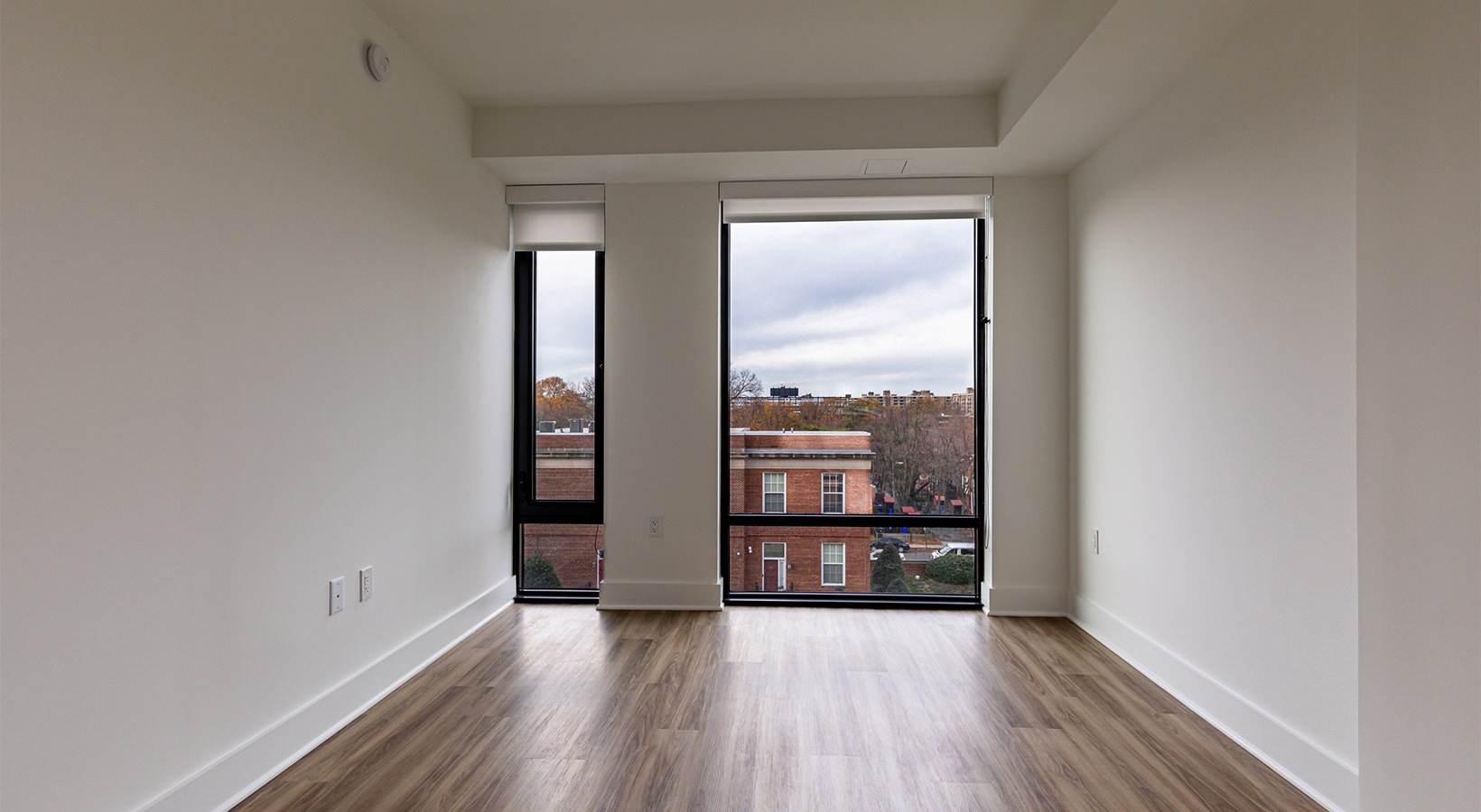 rentals in Washington, DC | J.Coopers Row