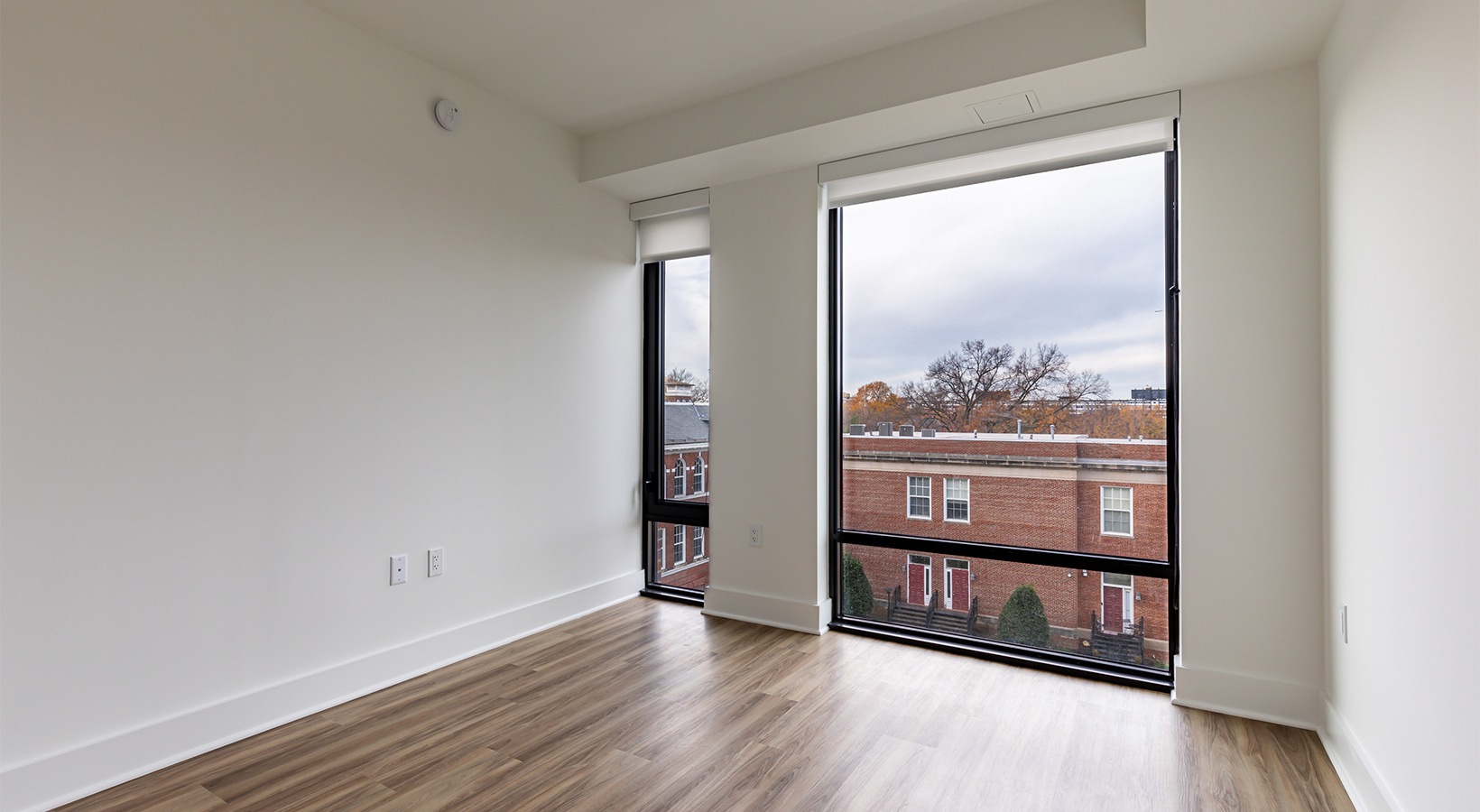rentals in Washington, DC | J.Coopers Row